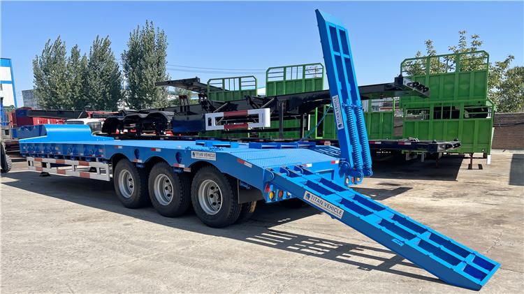 Henred Fruehauf Low Bed Trailer - Henred Fruehauf Trailers for Sale in ...